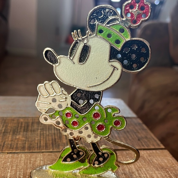 Disney | Jewelry | Vintage Minnie Mouse Solid Earring Holder Adorable ...
